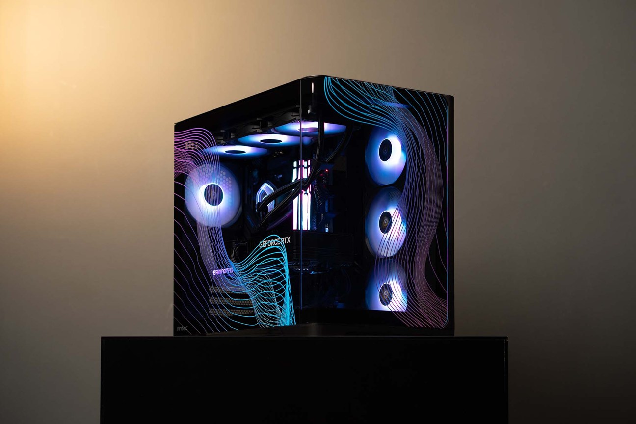 The Lab Core Flow Edition Ryzen 7 9800X3D RTX 5070 Gaming PC - Chillblast